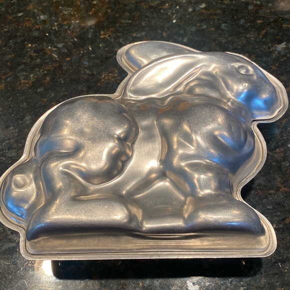Wilton | Kitchen | Vintage Wilton 2 Pc Rabbit Jello Moldcake Pan | Poshmark